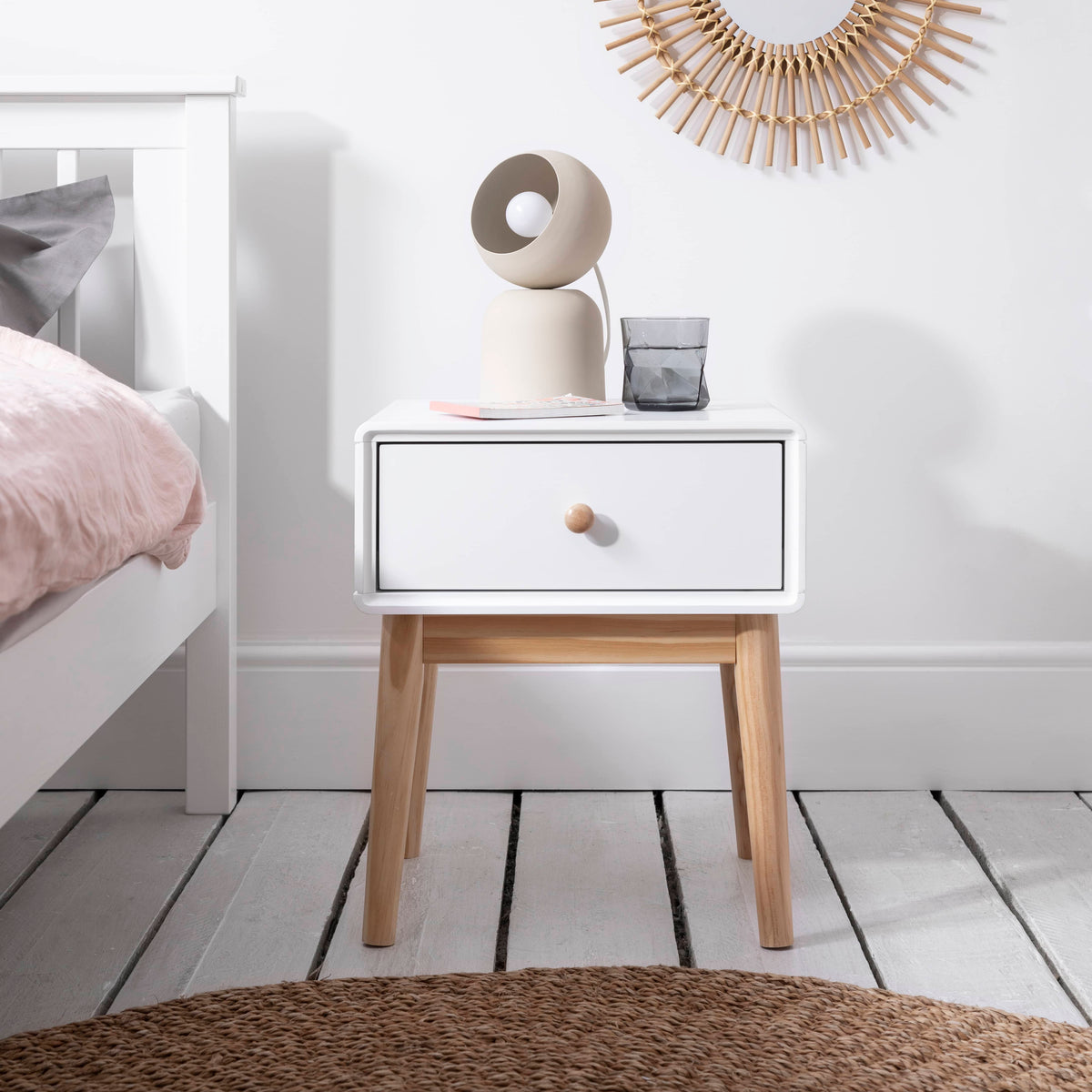 Frank Side Table in Classic White | Noa & Nani